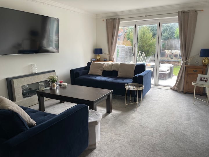 4 Bed Family Home Ashley Cross - Bournemouth
