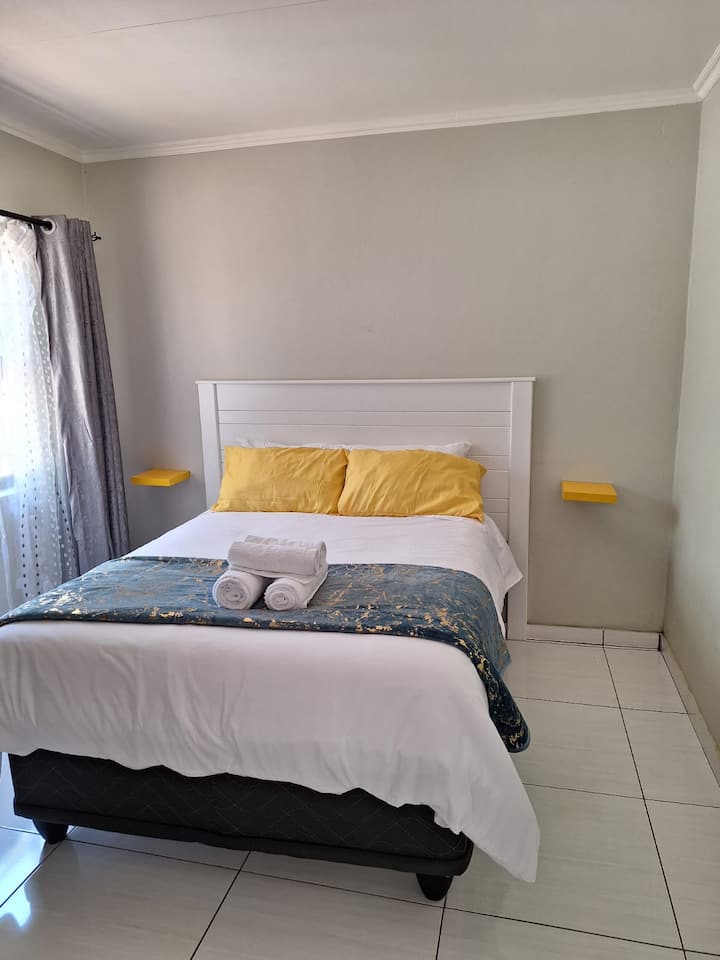 Comfortable And Neat Cottage - Randburg