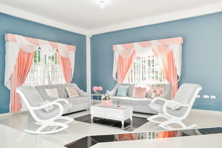 Alquiler De Casa Vacacional En San Andrés Isla - サン・アンドレス