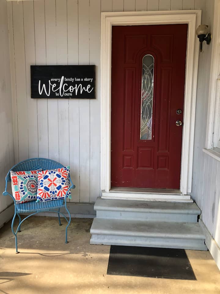 Whispering Pines Court In Historical Thomasville - Thomasville, GA