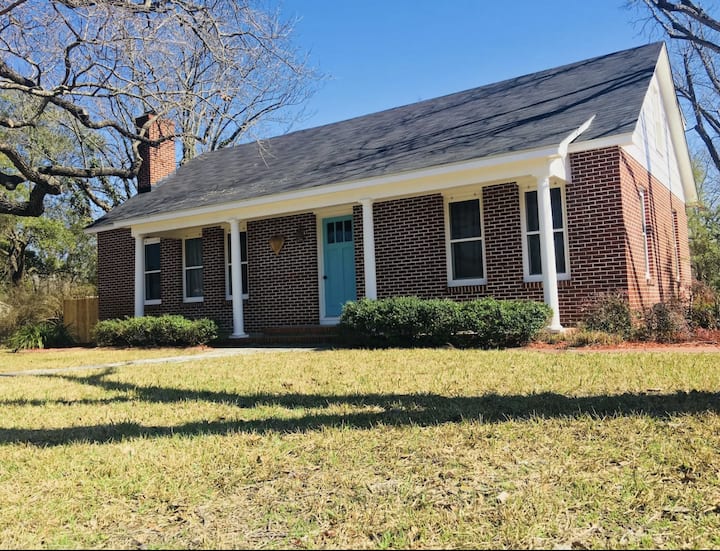 Heart Haus- 6/4, Slps 16, Hot Tub, Instamural - Fredericksburg, TX