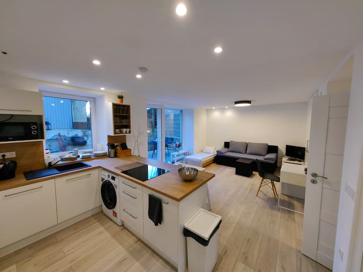 Fantastic 2+kk Apartment In Centre, Parking, Yard - Brno