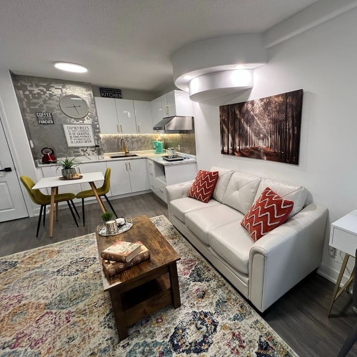 Cozy Guest Suit In Mississauga - Mississauga
