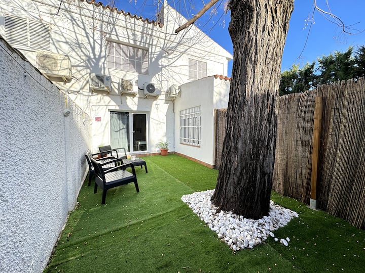 House Near Airport And Station - Seville