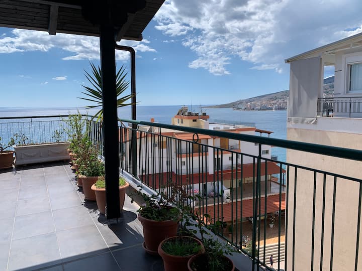 Orange Sea View Penthouse - Saranda
