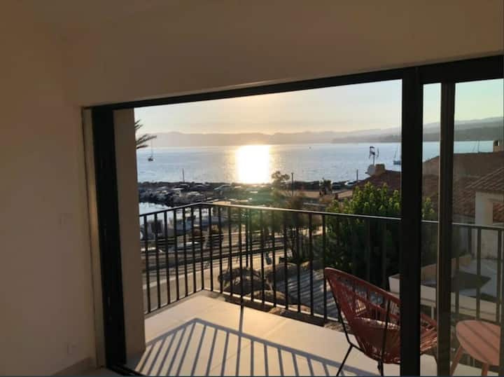 Maison De Ville Neuve Vue Mer - Labellisée 4* - Saint-Cyr-sur-Mer
