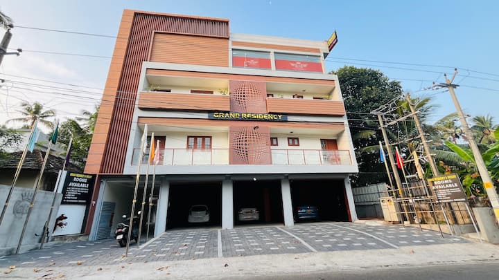 Grand Residency Two Bedrooms Dx - Varkala