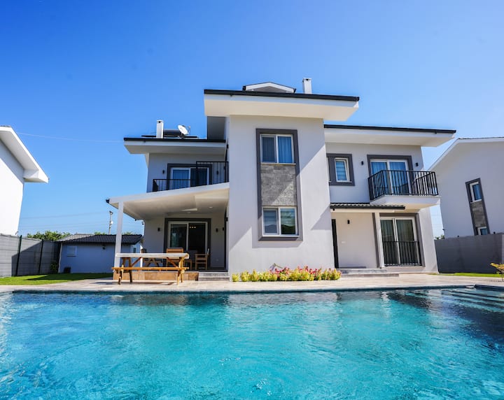 Villa Lavanta_sleeps 8_all En-suite_private Pool - Dalyan