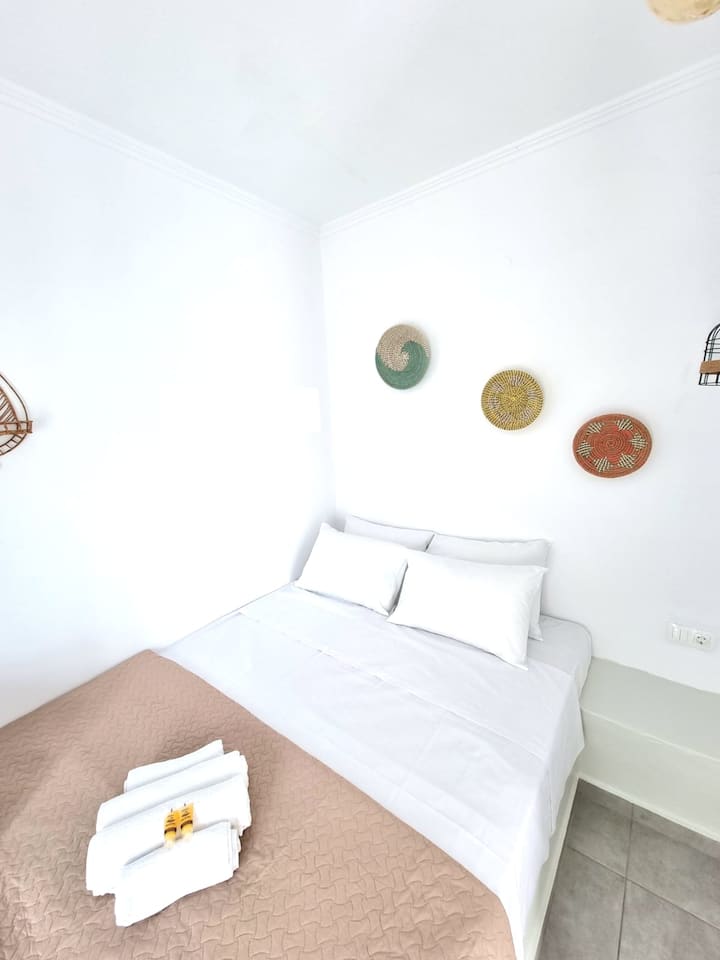 Joannes Small Double Room - Milos