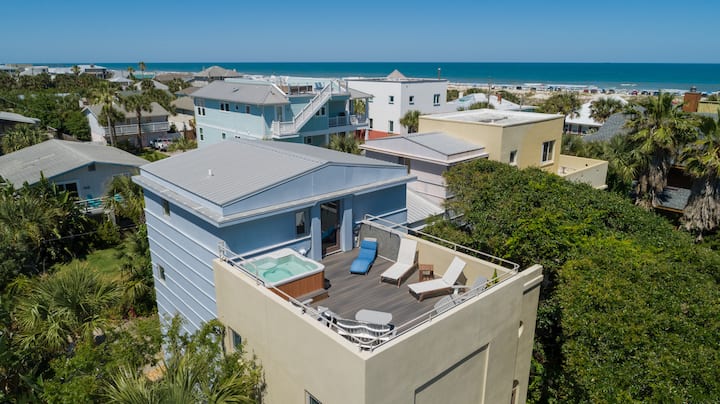 Rooftop Hottub, Steps To Beach, Walk To Everything - St. Augustine Beach, FL
