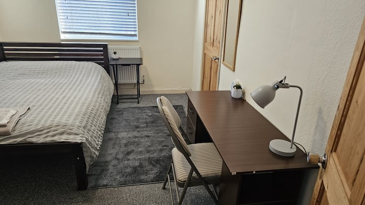 Convenient En-suite Double - Oxford