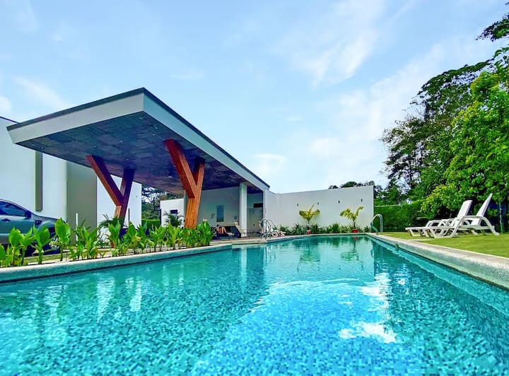Exclusive Fully Equipped Condo With Great Pool - Costa Rica