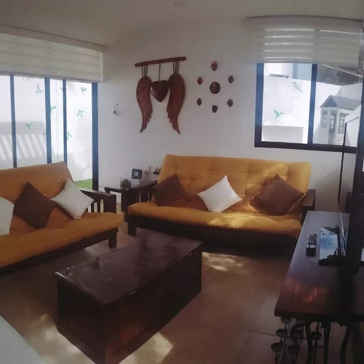Residencia En Condominio Con Alberca Compartida - Tequisquiapan