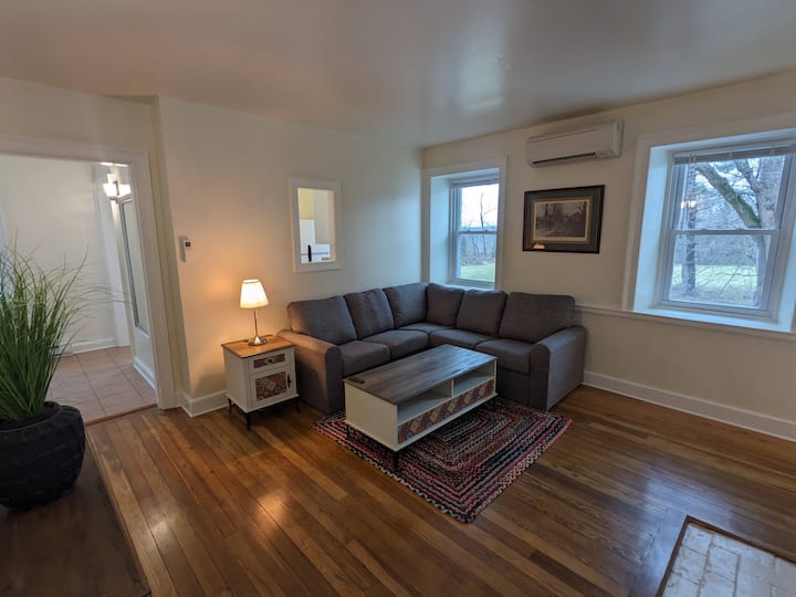 Discounted Stays | 1br | King | A/c - Aberdeen, MD