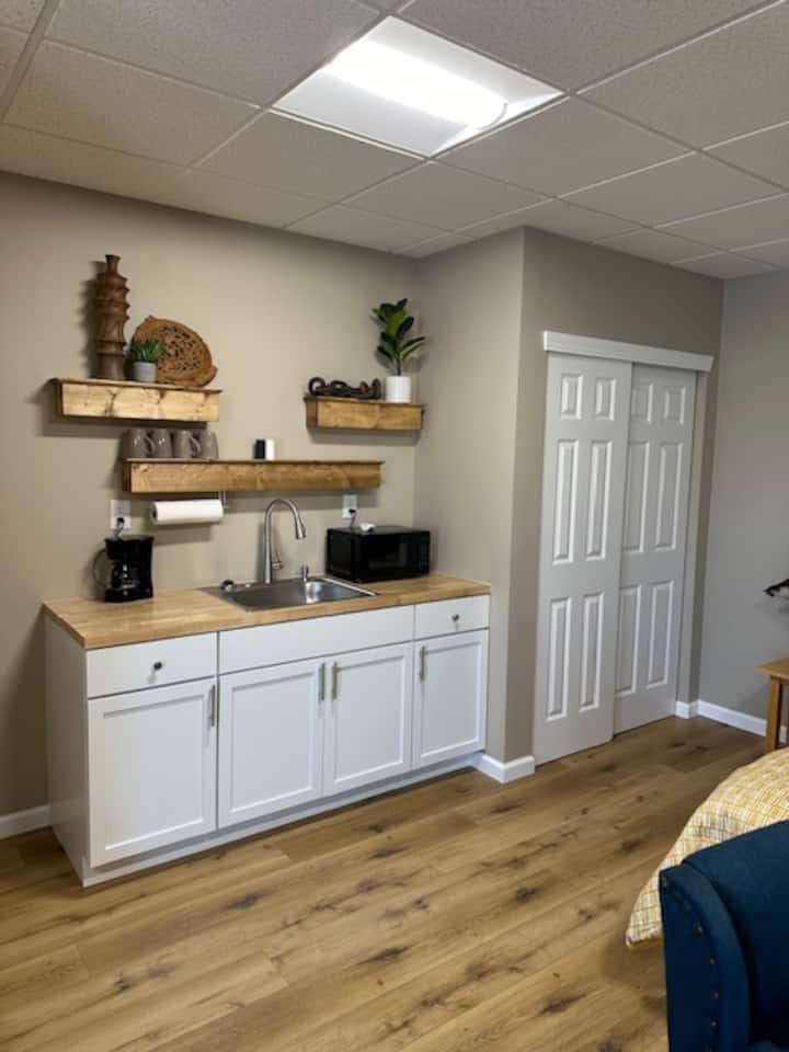 Looking For Quaint Getaway Unit #7 - Pinnacle Lake, New Florence