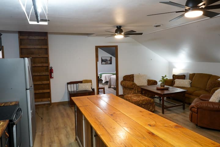 The Horseshoe Inn - Bristol, TN