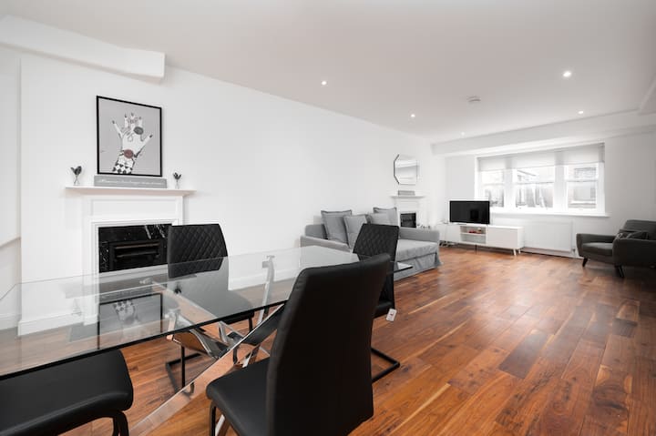 Stylish 3-bedroom Flat In London - Bloomsbury