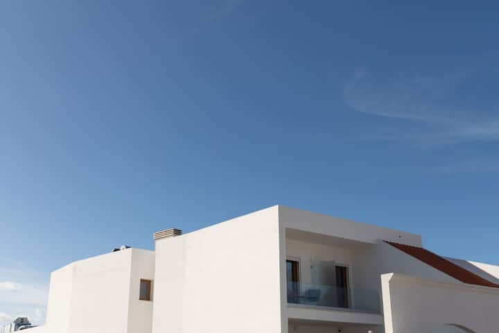 Blank - Al - Benavente