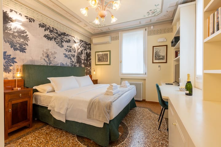 Villa Bottrigari - Balcony Apartment - Bolonia