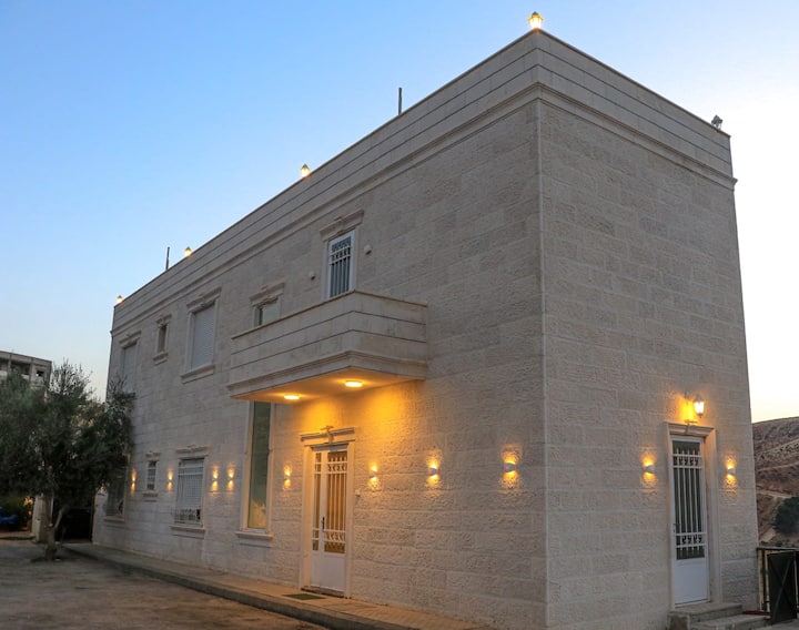 Olive View Villa - Amman