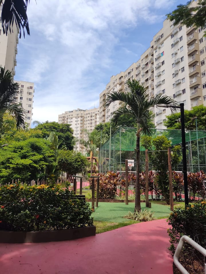Apartamento No América Clube, Dell Castilho - Rj - Vista Alegre