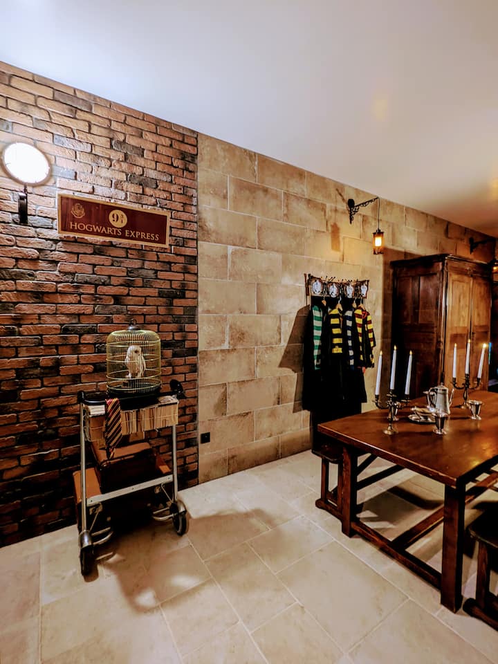 Le Quai Des Sorciers - Houplines