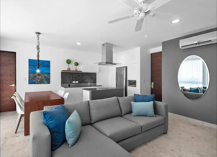 Amazing Condo-hotel In Downtown - Playa del Carmen
