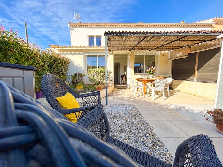 Jardin - Parking - 10 Min Centre Ville - Sanary-sur-Mer