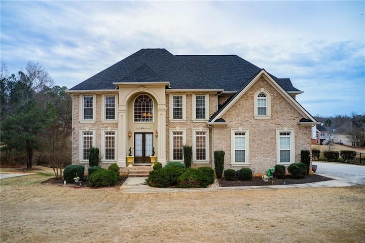 Serene Lakefront  Living Experience. - Conyers, GA