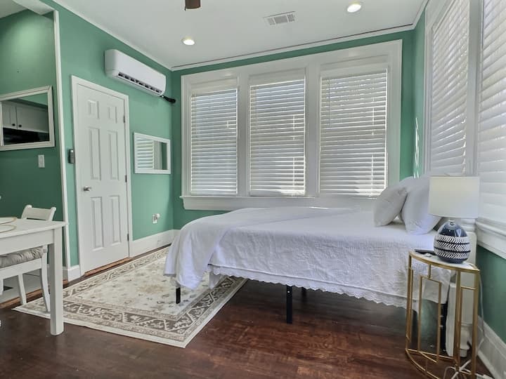 Emerald Flat/ Madison-u4 - Montgomery, AL