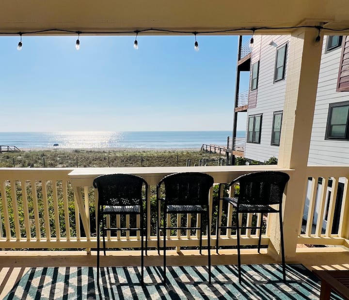 The Oasis Oceanfront - Carolina Beach, NC
