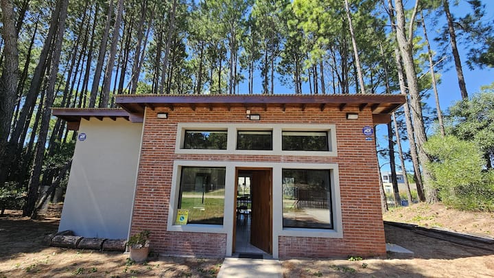"Felhouse" En El Bosque Pinamar - Pinamar