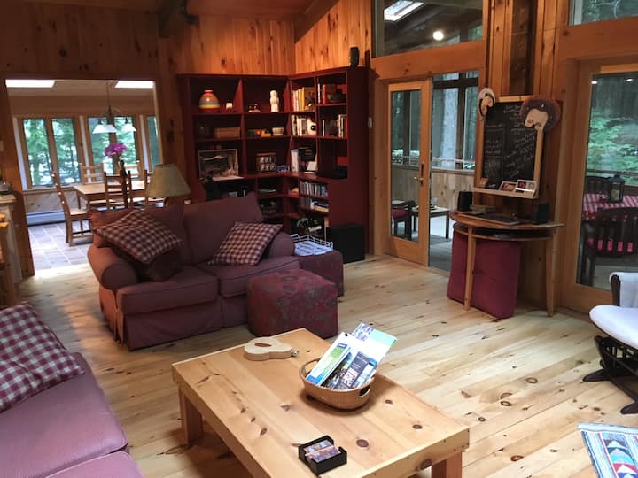 Berkshire Lake House, 3 Br, 3bth, Pool, Beach, Etc - The Berkshires, MA