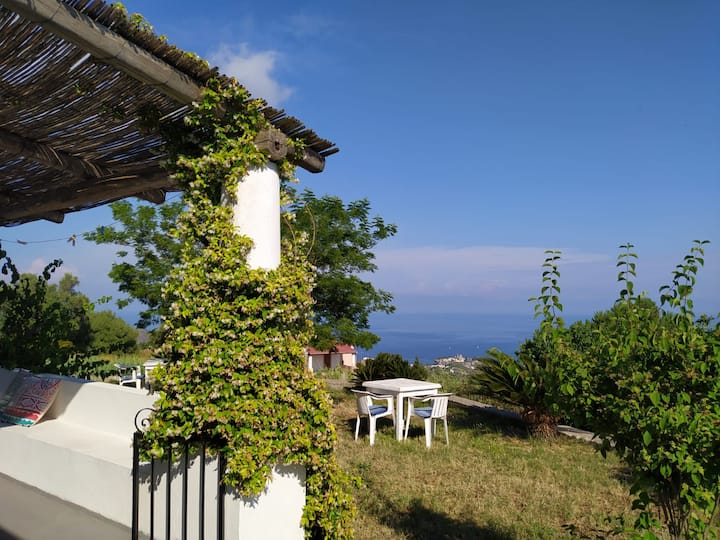 La Bartola - Charming Seaview Studio With Terrace - Lipari