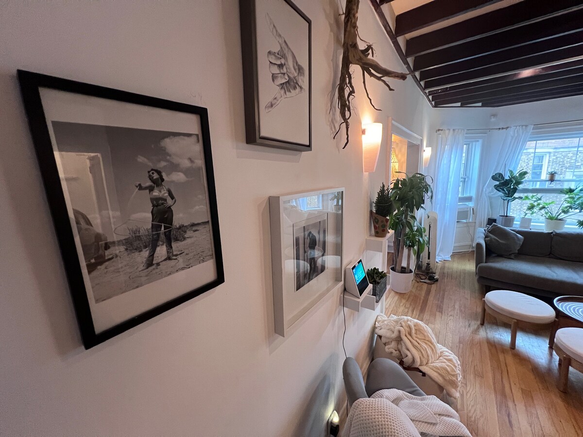 Lakeside Loft Chicago at Wrigley FIeld - Apartments for Rent in Chicago ...