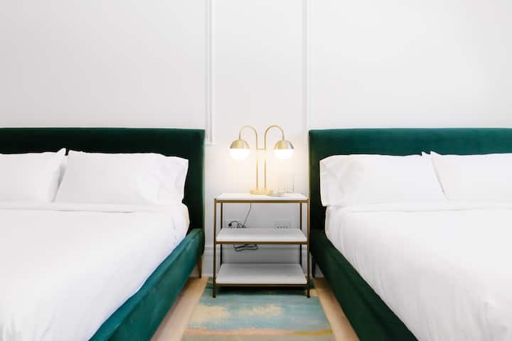 The Wyman Hotel - Double Queen Room (1st Floor) - Silverton, CO