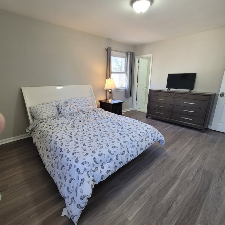 Traveling Pro Household Unit 1 - Fredericksburg, VA