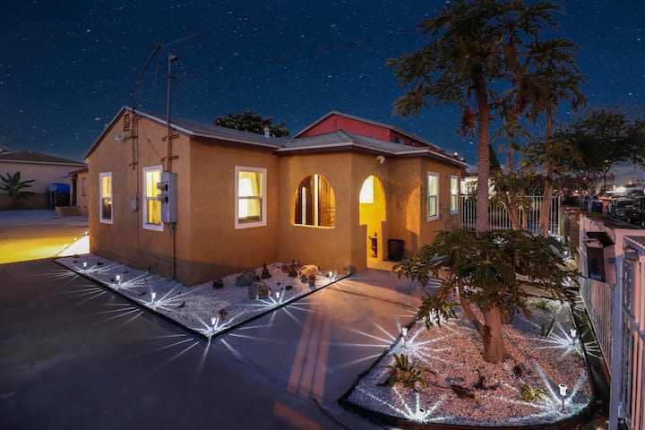 The Remodeled Lakewood Home - Bellflower, CA