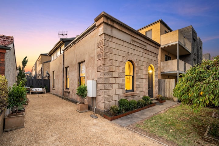 Liebig House - Luxury Accommodation - Warrnambool