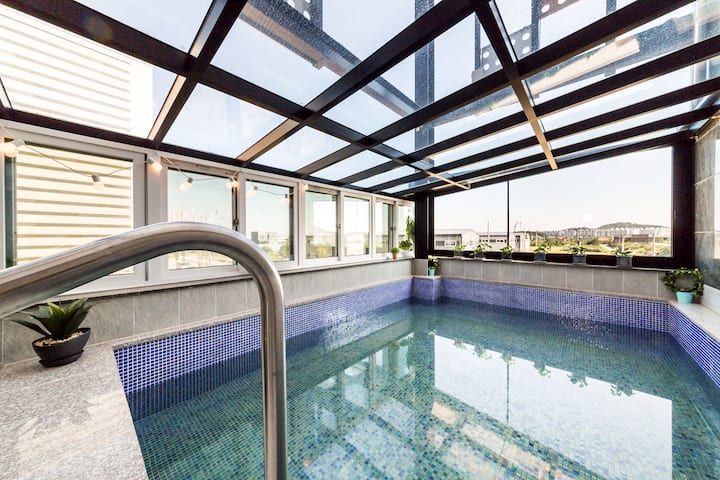 호텔 수영장 단독 사용 객실[조식무료] - 통진읍