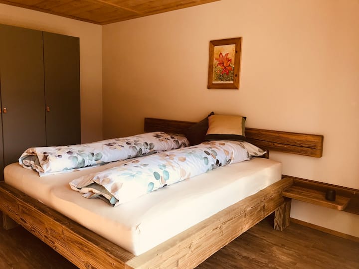 2.5-zimmer-apartment, Eg
20 Minuten Bis Interlaken - Frutigen