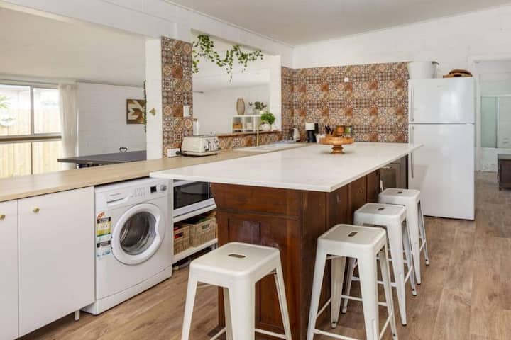 Bribie Boho 250m To The Waterfront - Pet Friendly! - Bribie Island