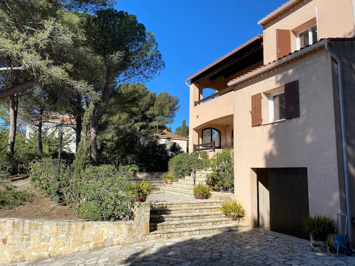 Maison Familiale Proche Mer - La Seyne-sur-Mer
