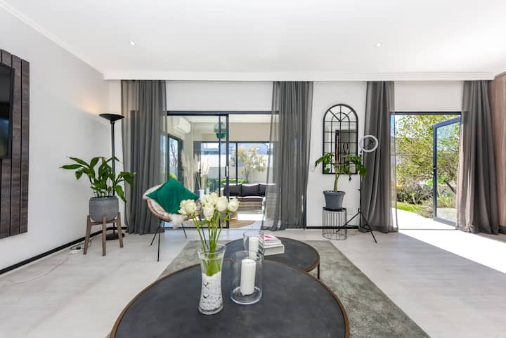 Urban Oasis - 3 Bedroom - Midrand