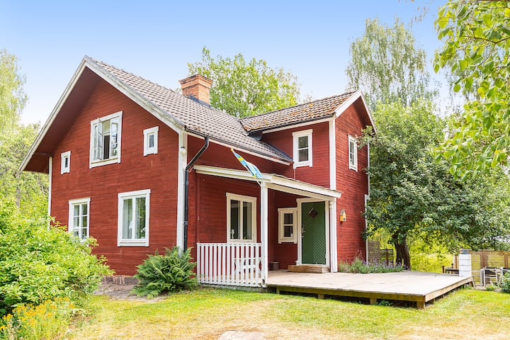 Sund 
Katrineborg.
Valla, Lerbo. 
Katrineholm. - Flen