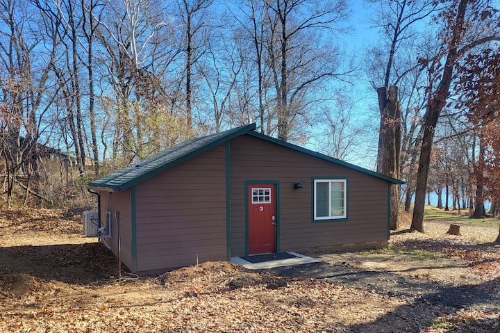 Cottage 26 - Cave Township, IL