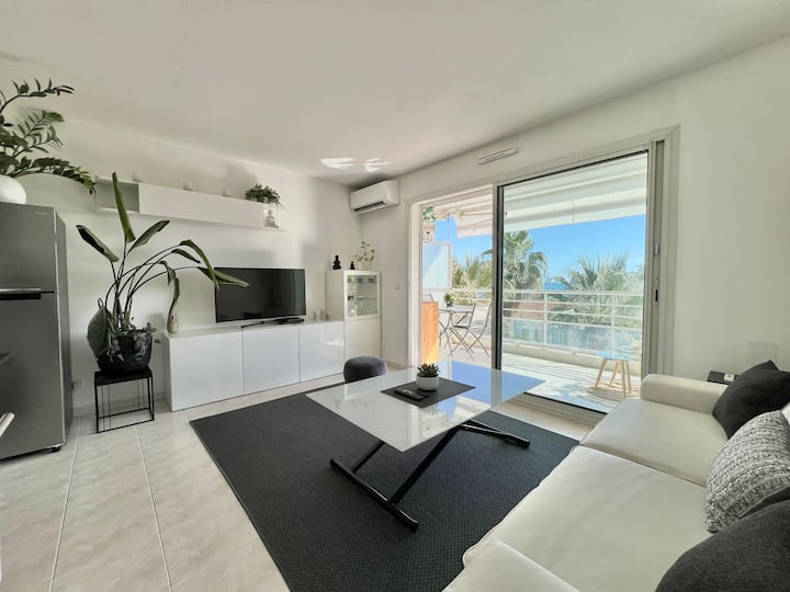 Studio Classé 3* Vue Mer - Terrasse - Plage - Vallauris