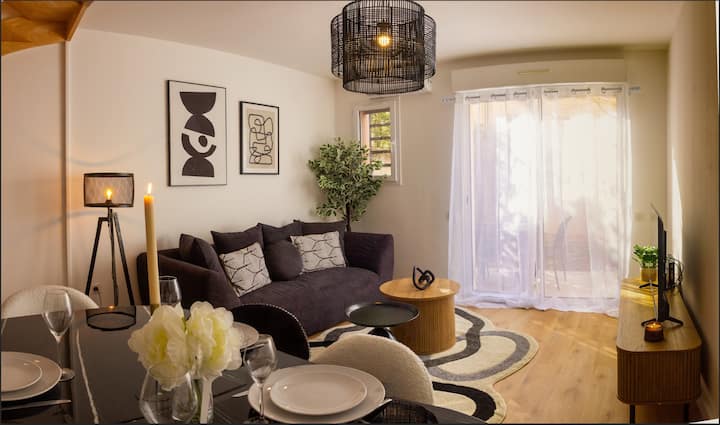 Triplex Cosy Avec Cour Et Terrasse à Avignon - Avignon