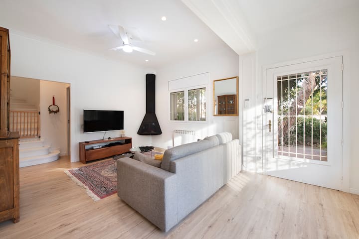 Villa Buganvilla By Seasidehomes - Castelldefels