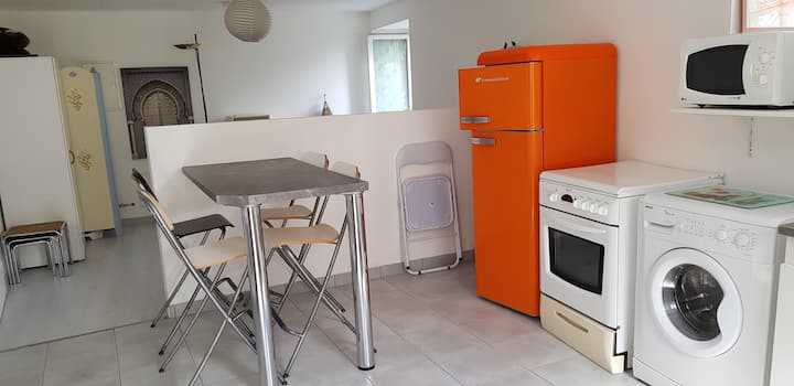 Studio Entièrement Meublé. - Lac d'Aiguebelette